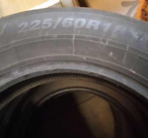 Accelera 651 225/60 R18