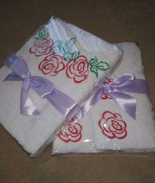 Набор из 2х махровых полотенец с вышивкой-розы
