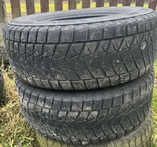 Bridgestone Blizzak DM-V2 265/65 R17 112R