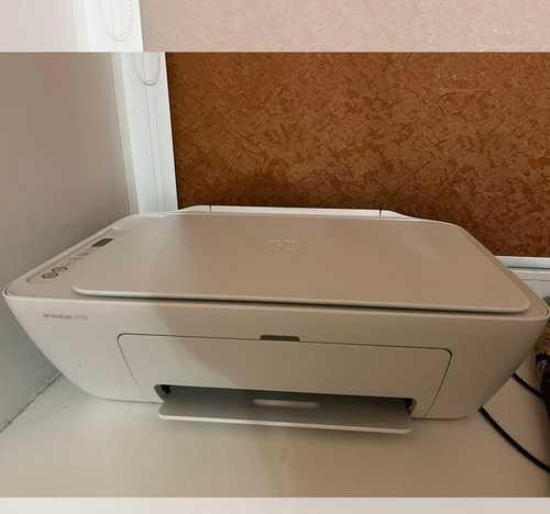 Принтер, сканер и копир HP Deskjet 2710