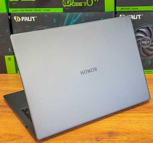 Ноутбук Honor: Intel Core i5   SSD