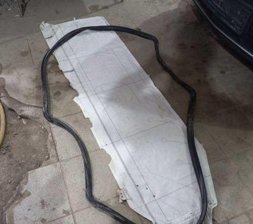 Уплотнитель стекла переднинй передний Hyundai Hd78
