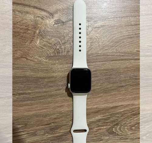 Часы apple watch se 40 mm