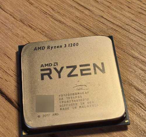 Процессор AMD ryzеn 3 1200