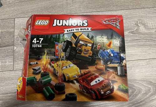 Конструктор lego Juniors Сумасшедшая восьмерка