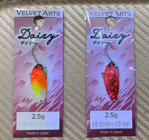 2 форелевых блесны velvet arts daisy 2.5