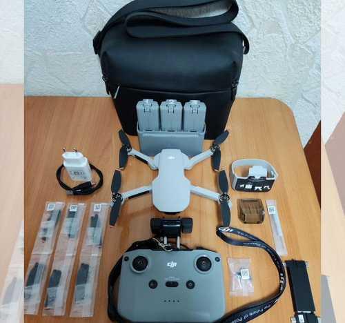 Квадрокоптер dji mini 2 fly more combo