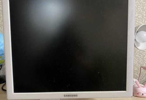 Монитор Samsung 971Р