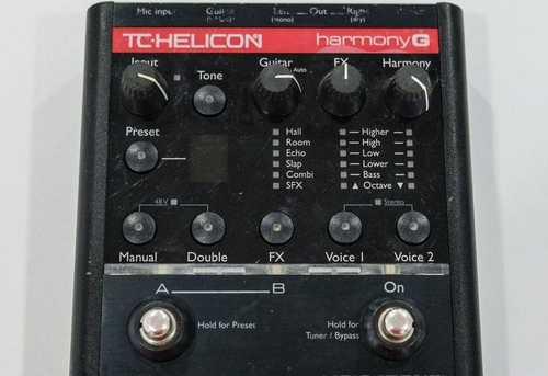 Вокальный процессор TC helicon HarmonyG