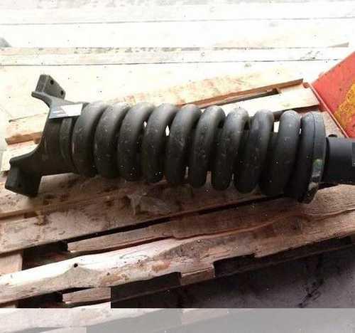 M1100 Натяжитель гусеницы Hyundai