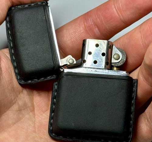 Кожаный чехол для зажигалки zippo