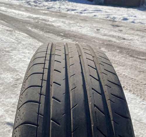 Yokohama BluEarth-GT AE-51 215/65 R16 98H