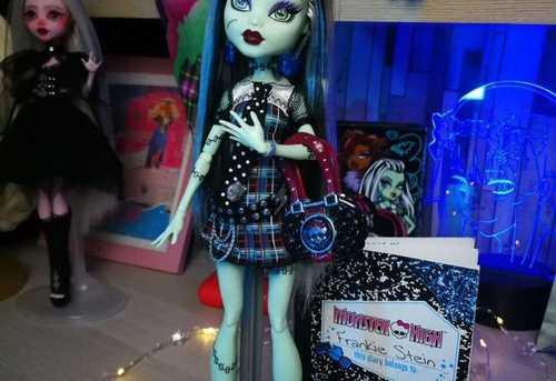 Базовая Френки Штейн Монстр хай/Monster High