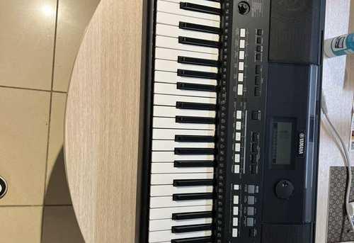 Синтезатор Yamaha psr e433