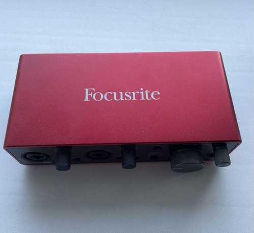 Аудиоинтерфейс Focusrite Scarlett 2i2