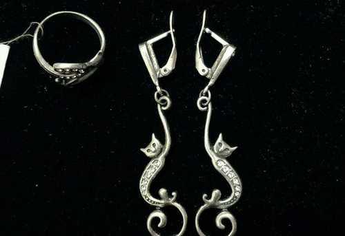 Комплект серебро серьги и кольцо (кошечки)