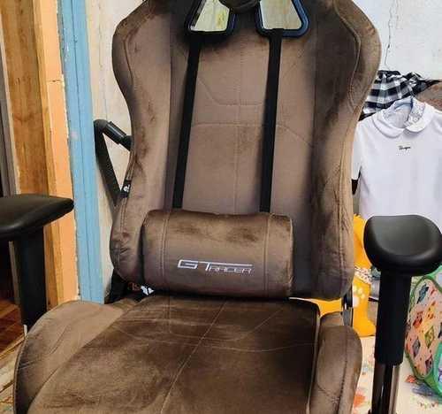 Компьютерное игровое кресло