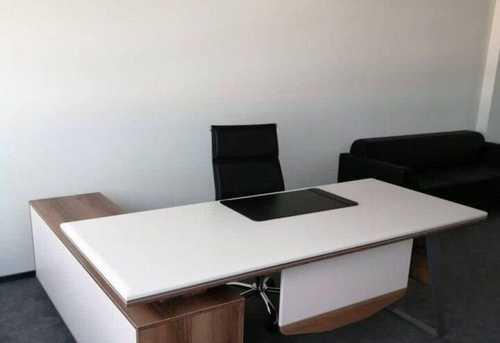 Стол офисный