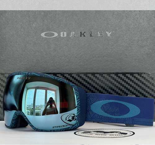 Маска Oakley Flight Tracker L Navy Prizm Sapphire