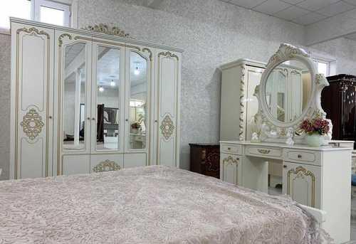 Спальный гарнитур комплект. Кровать трельяж тумба