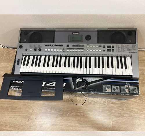 Синтезатор yamaha psr e443