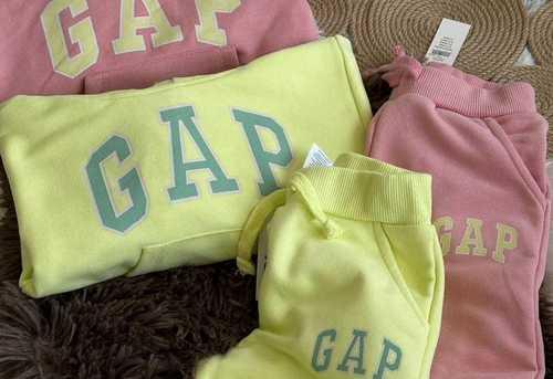 Костюм GAP для девочки