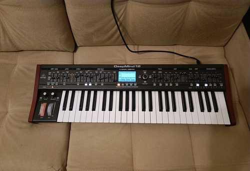 Синтезатор Behringer Deepmind 12