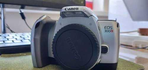 Зеркальный фотоаппарат Canon 300v body