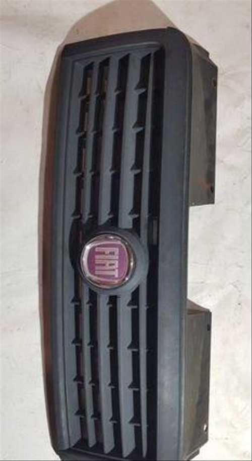 Решетка радиатора Fiat Doblo 1.4 2005-2015