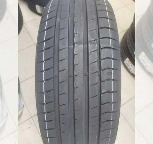 Triangle EffeXSport TH202 225/45 R17 94Y