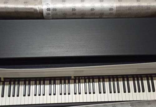 Новое Yamaha Clavinova CLP-785 с банкеткой