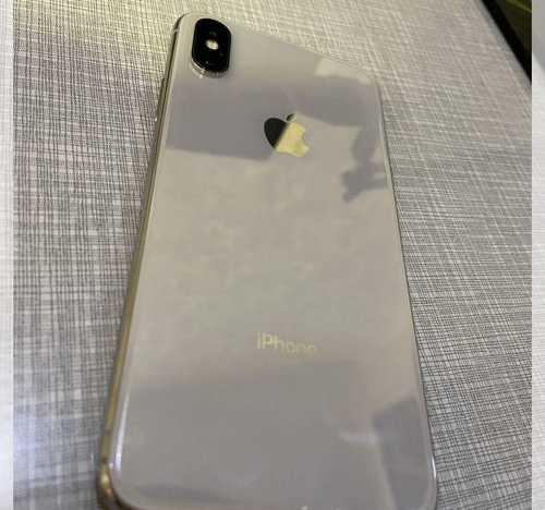 iPhone X, 64 ГБ