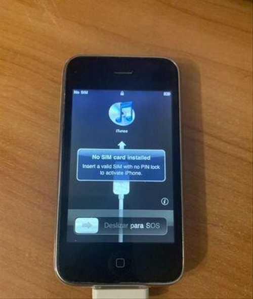 Телефон iPhone 3g