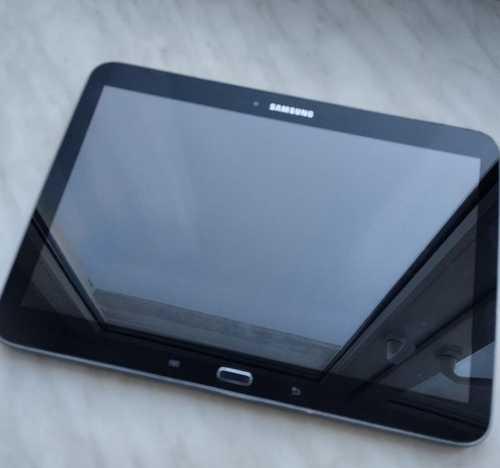 Планшет samsung tab3 GT-P 5200