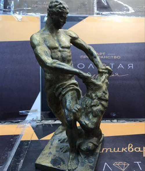 Статуэтка Самсон и лев силумин СССР