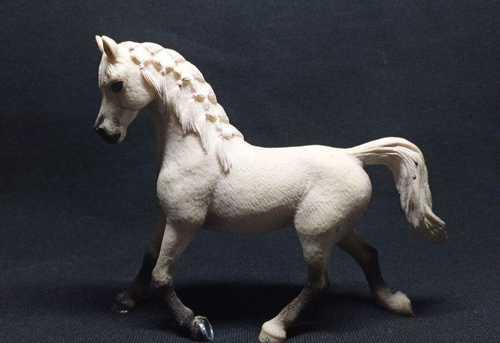 Фигурка "schleich" - арабская лошадь