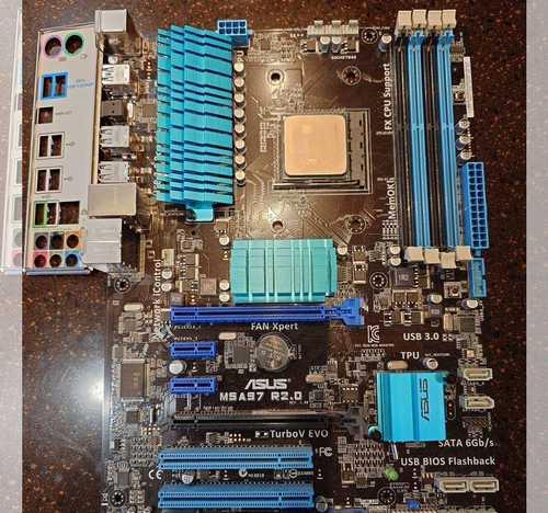 Asus M5A97 R2.0  AMD FX8320E