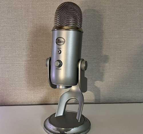 Микрофон Blue Yeti Silver