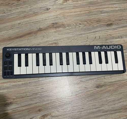 Midi клавиатура m audio