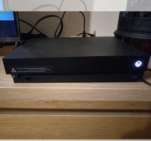 Xbox One X