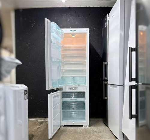 Холодильник бу встраиваемый Kaiser Германия