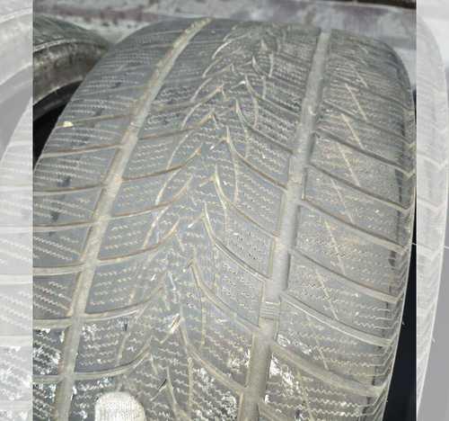 Minerva Frostrack UHP 225/35 R18 и 255/35 R18