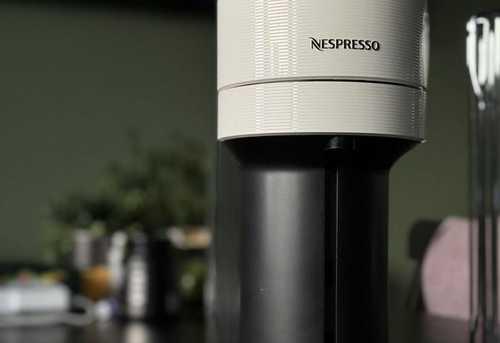 Кофемашина капсульная De'Longhi Nespresso