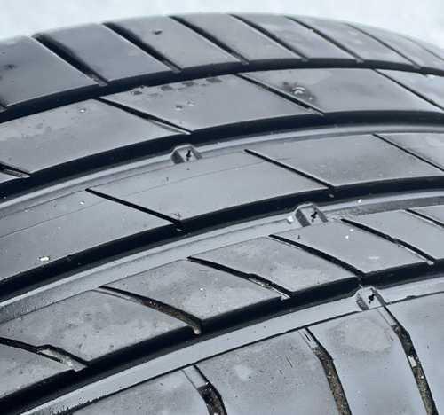 Kumho Ecsta PS71 SUV 235/55 R18