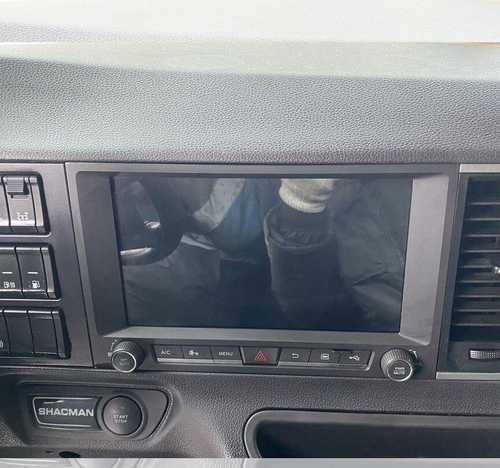 Магнитола 2023г Shacman SX4188YY381