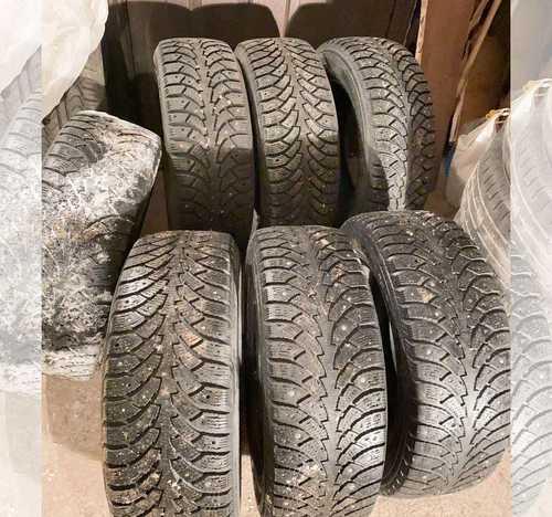 Nordman Nordman 4 215/60 R16