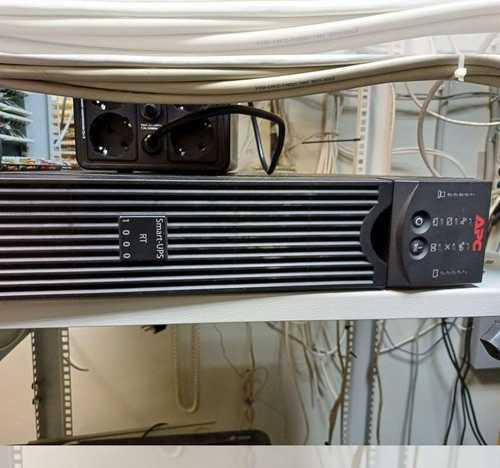 Apc SMART ups 1000