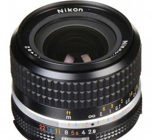 Объектив Nikkor 24mm f/2.8