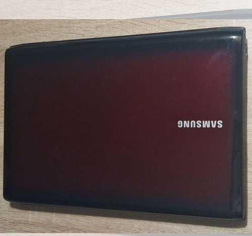 Ноутбук Samsung r580