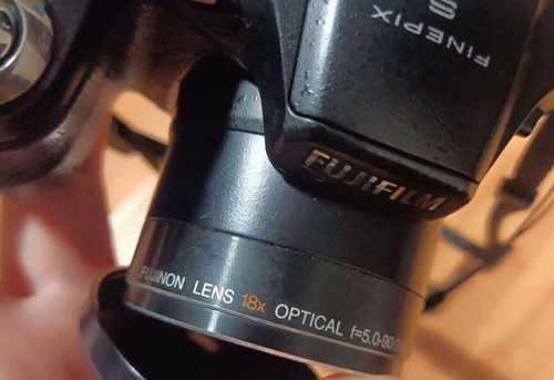 Фотоаппарат fujifilm finepix S1800